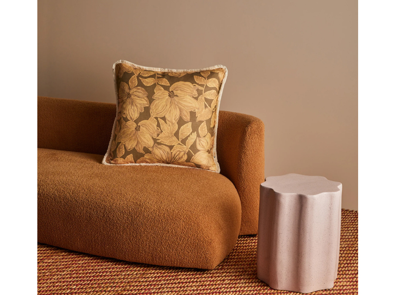 Almohadon Ozzie Azalea Caramel 60x60 - Marabierto