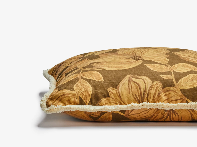 Almohadon Ozzie Azalea Caramel 60x60 - Marabierto
